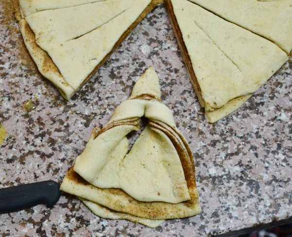 Celebrating one year of blogging..Cinnamon sweet bread – Chef in disguise