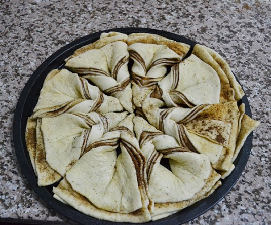 Celebrating one year of blogging..Cinnamon sweet bread – Chef in disguise