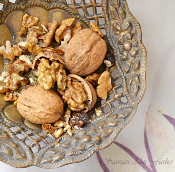 Fabulous Food Fotography Friday : The walnut lesson – Chef in disguise
