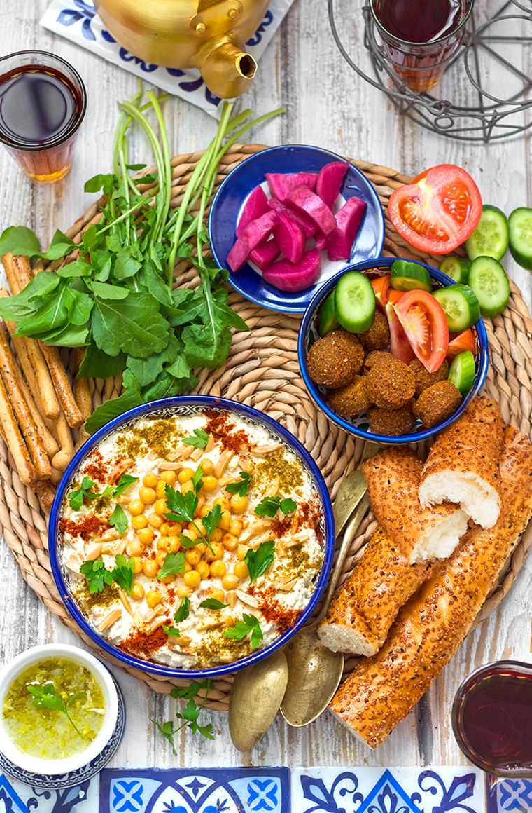 Fattet hummus (Levantine chickpea savoury bread pudding) – Chef in disguise